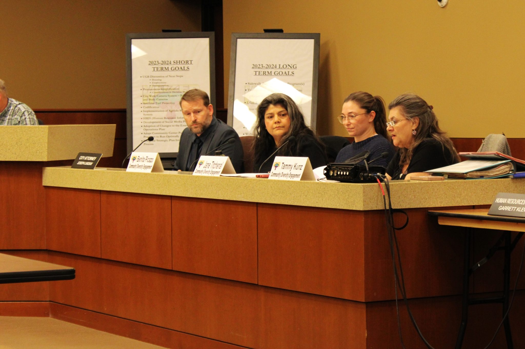 Keizer councilors oust diversity panel members - Keizertimes
