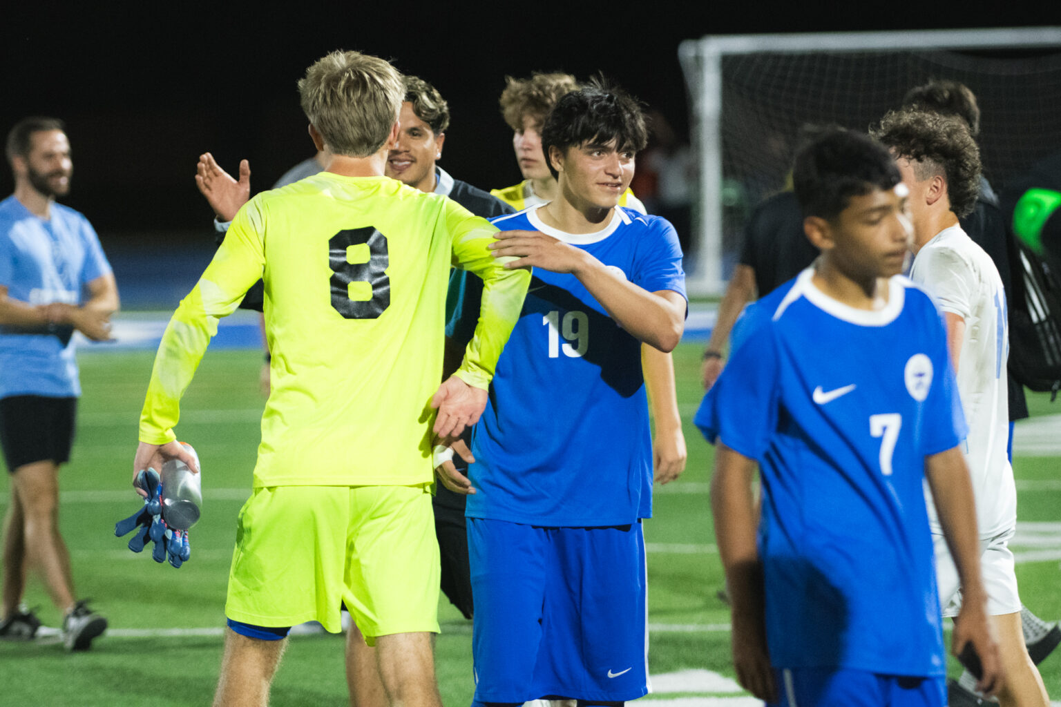 McNary loses gridlocked match to Lakeridge - Keizertimes