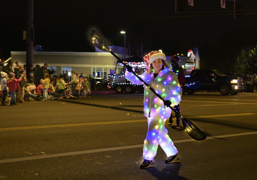 PHOTOS: Keizer is entertained by more than 70 holiday parade entries ...